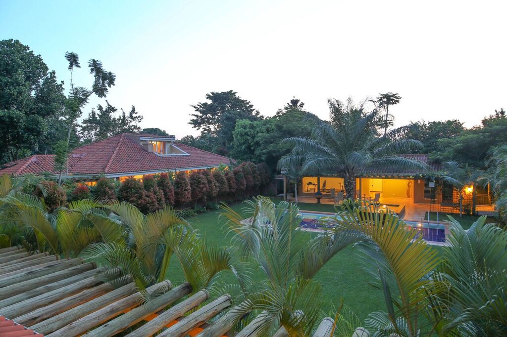 Hotel No. 5, Entebbe, Uganda - 2022 / 2023